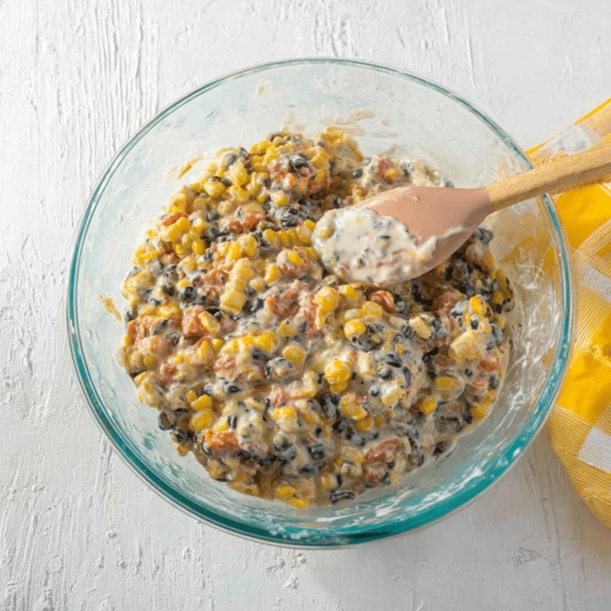 Skinny Poolside Dip: A Healthy and Refreshing Summer Snack - Superb Recipe