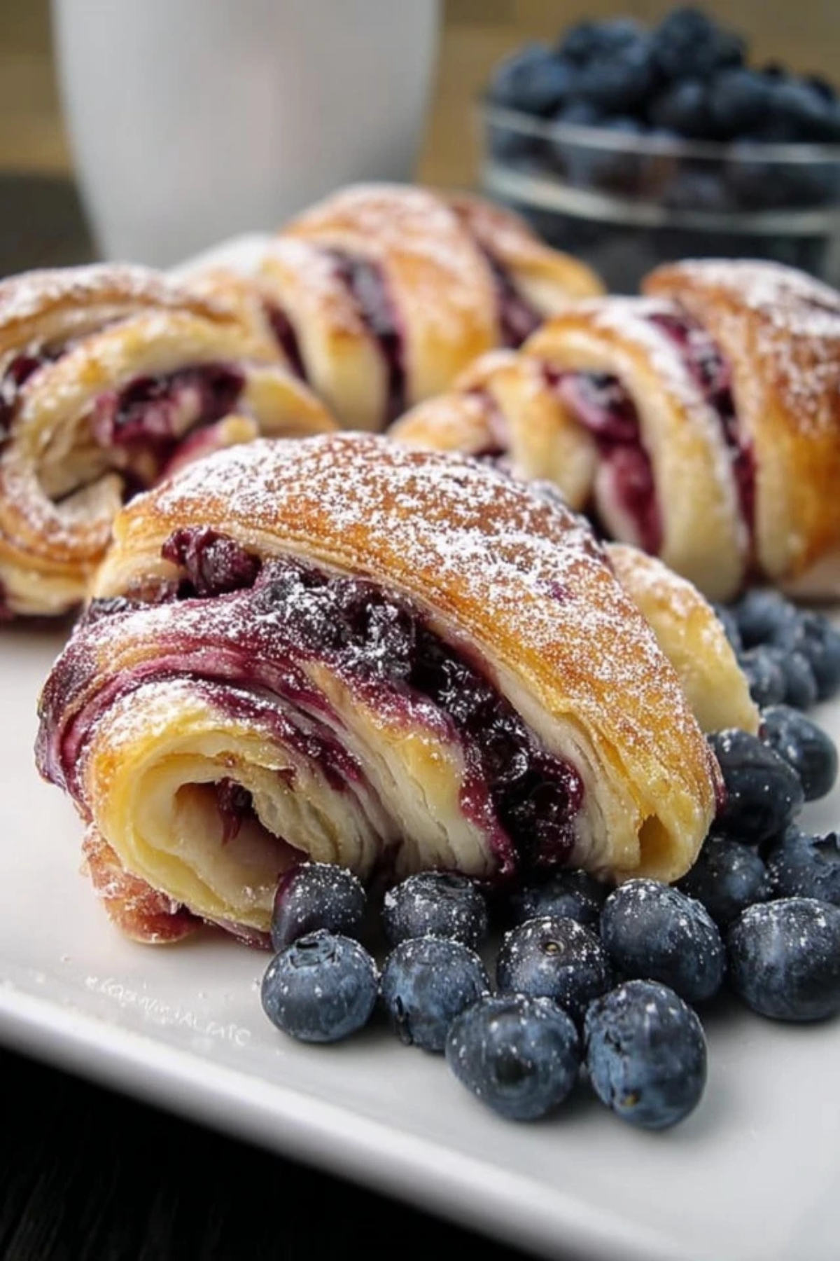 Blueberry Cream Cheese Puff Pastry Recipe: A Deliciously Simple Dessert ...